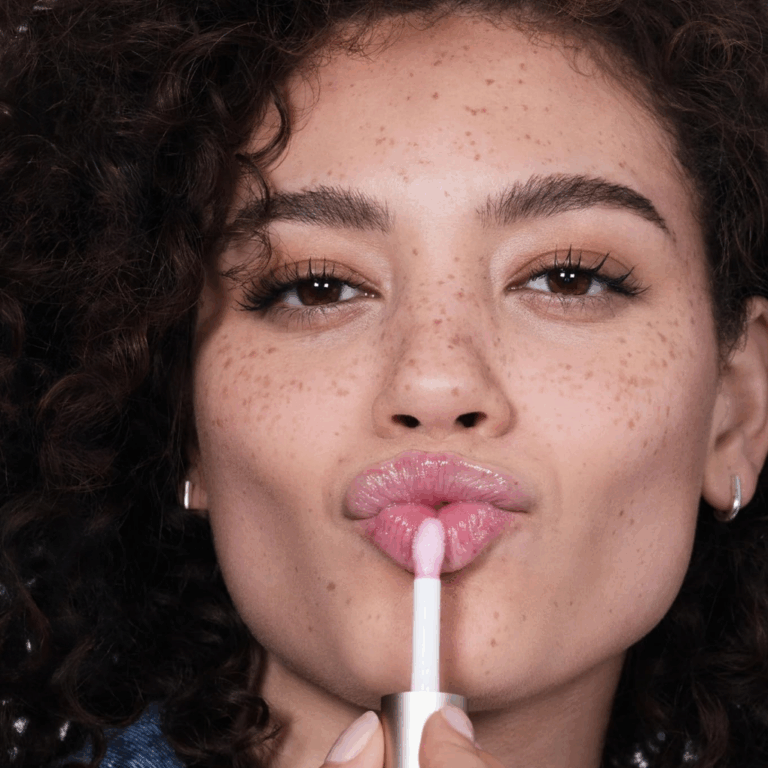 Best Nontoxic Makeup Brands: Clean, Safe & Microplastic-Free